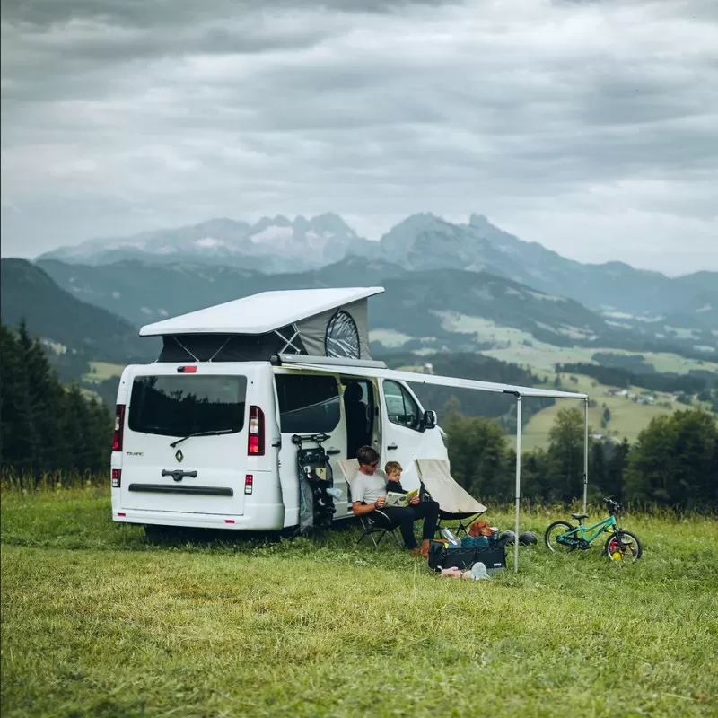 THULE Omnistor 3200 300 store manuel pour fourgon aménagé.