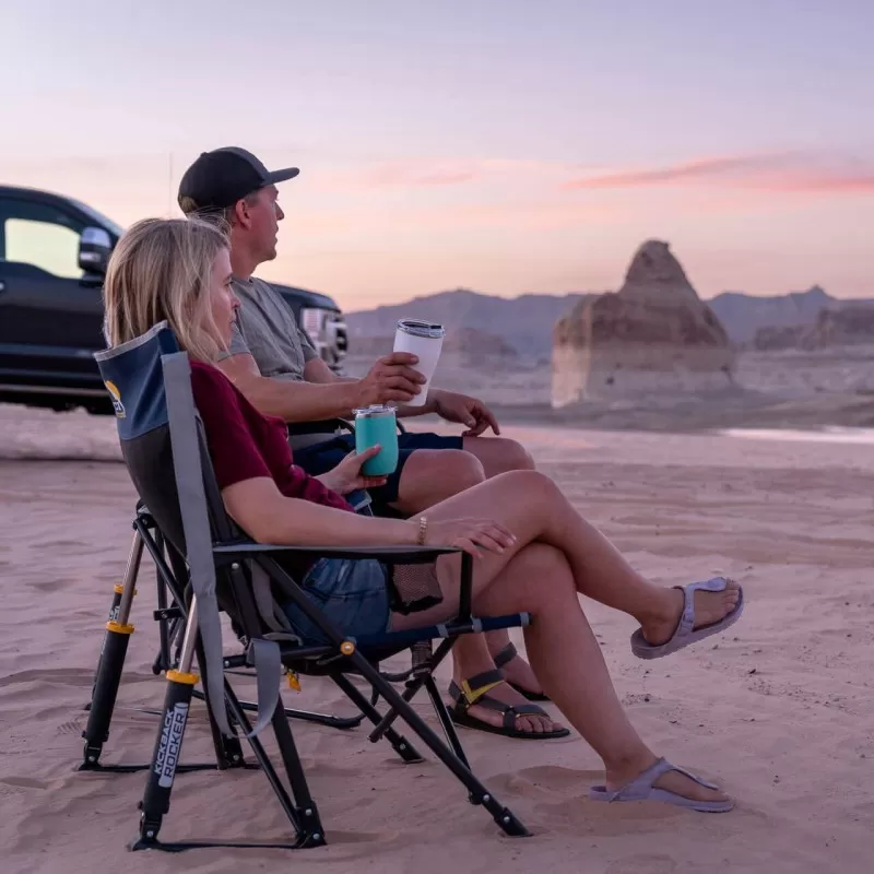 Chaise pliante Kickback Rocker GCI Outdoor - Mobilier de plein air pour ...