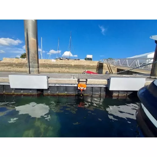 Pare-battage de ponton Outils Océans | Protection du bateau lors de l ...